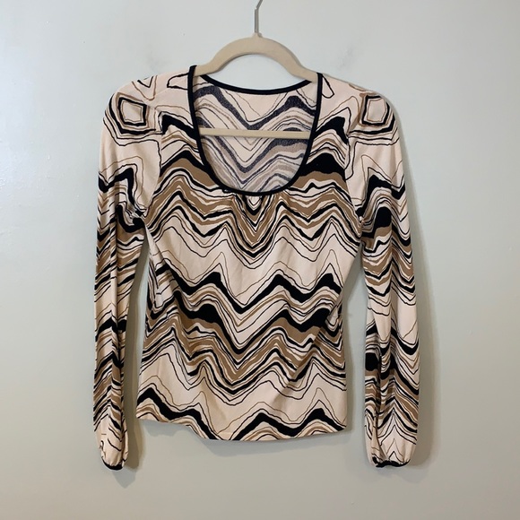 Tops | No Label Long Sleeve Scoop Neck Beige Swirl And Squiggle Lined ...